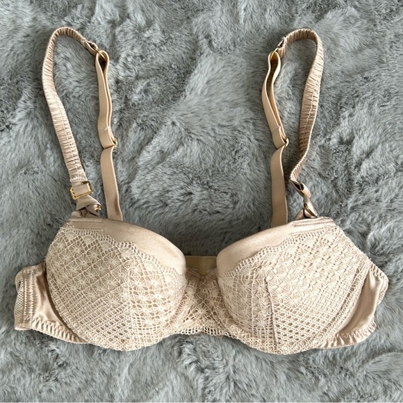 Stella McCartney | Intimates & Sleepwear | Stella Mccartney Bra Size ...